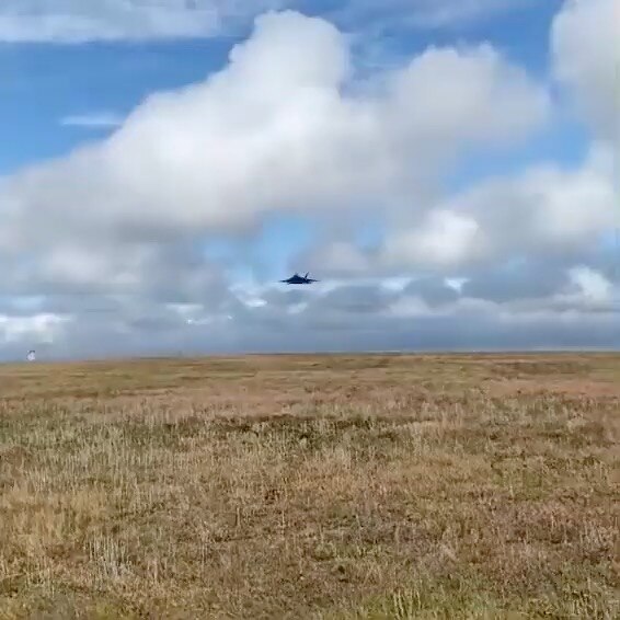 TechView on GETTR: Starscream back at it again! #F22 📹: sean__keel...