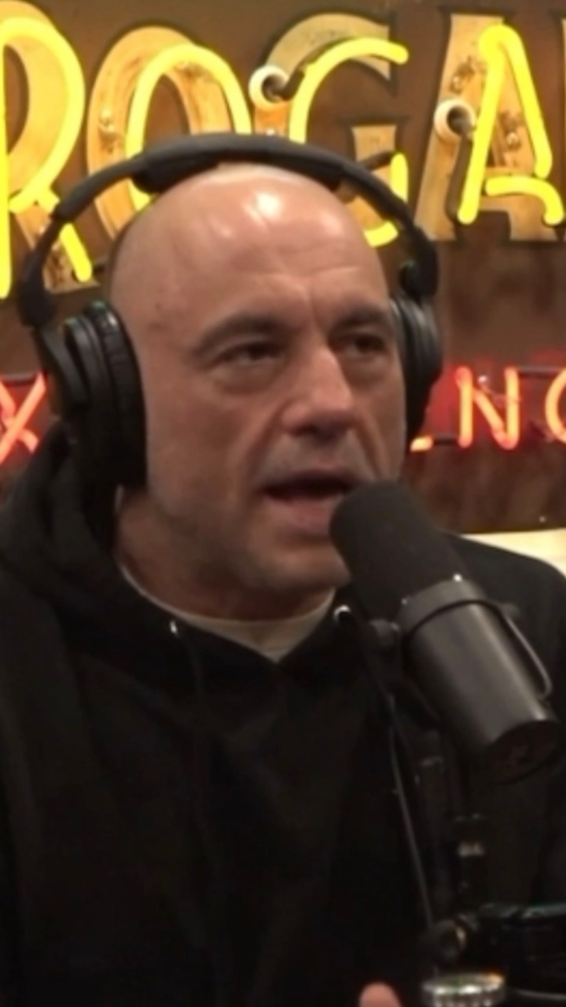 M1Bobby on GETTR : Defund the Police 👮‍♂️ The Joe Rogan Experience # ...