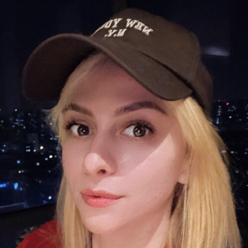 Emily on GETTR