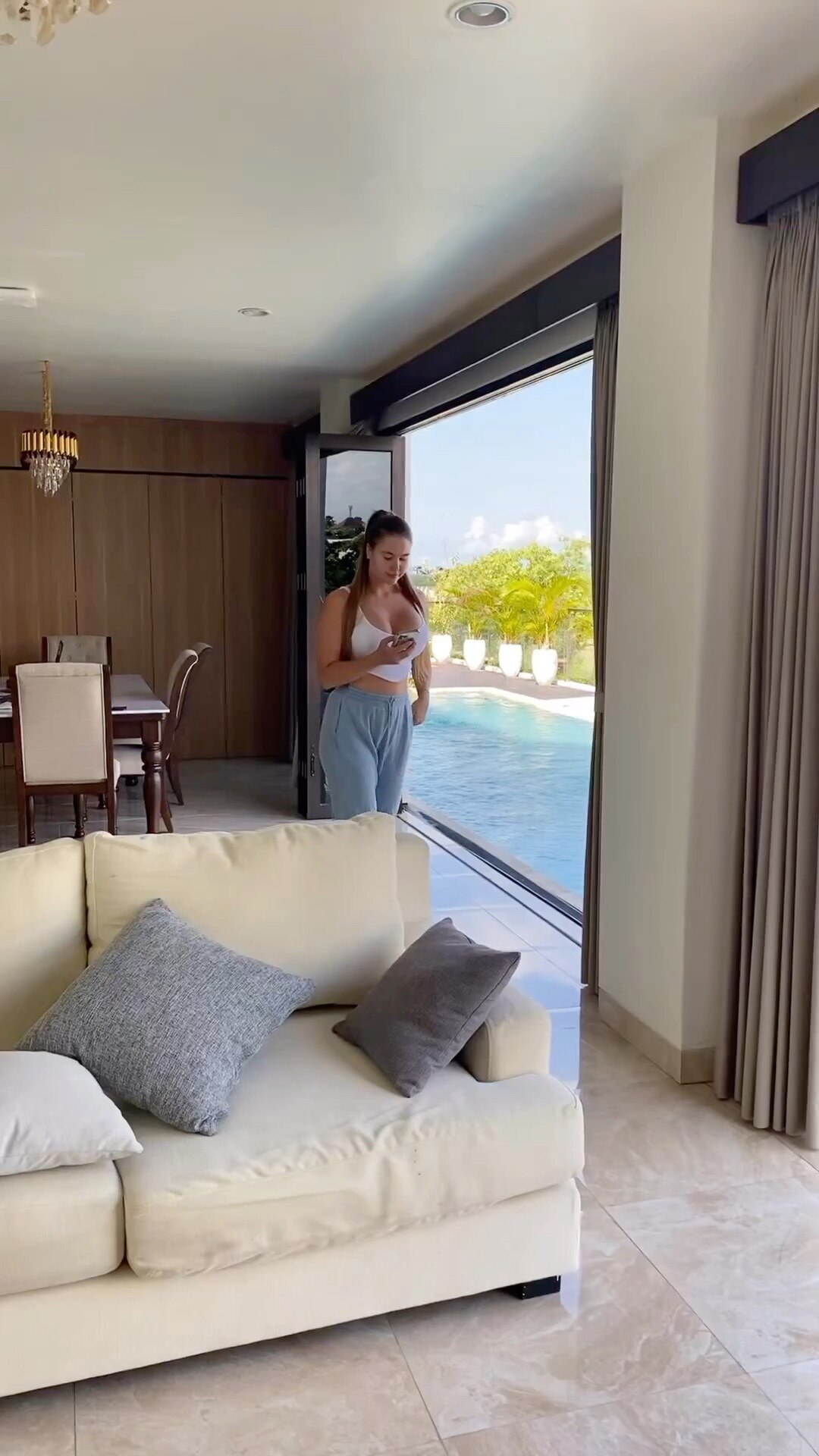 喜花园777 on GETTR