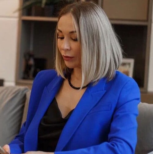 Elizabeth Benjamin on GETTR