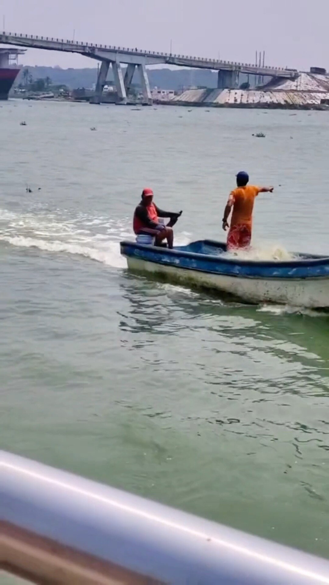 Jack Lee on GETTR : go fishing with the master