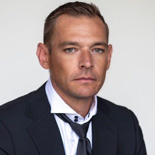 Petersstew126_2204 on GETTR