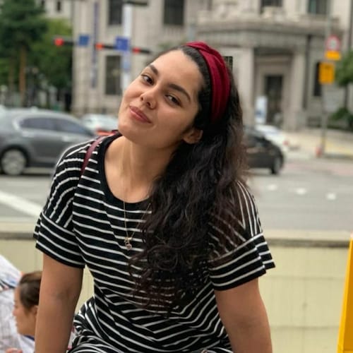 Jeselia lopez on GETTR - Profile and Posts on GETTR