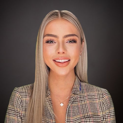 alexandrasmith on GETTR