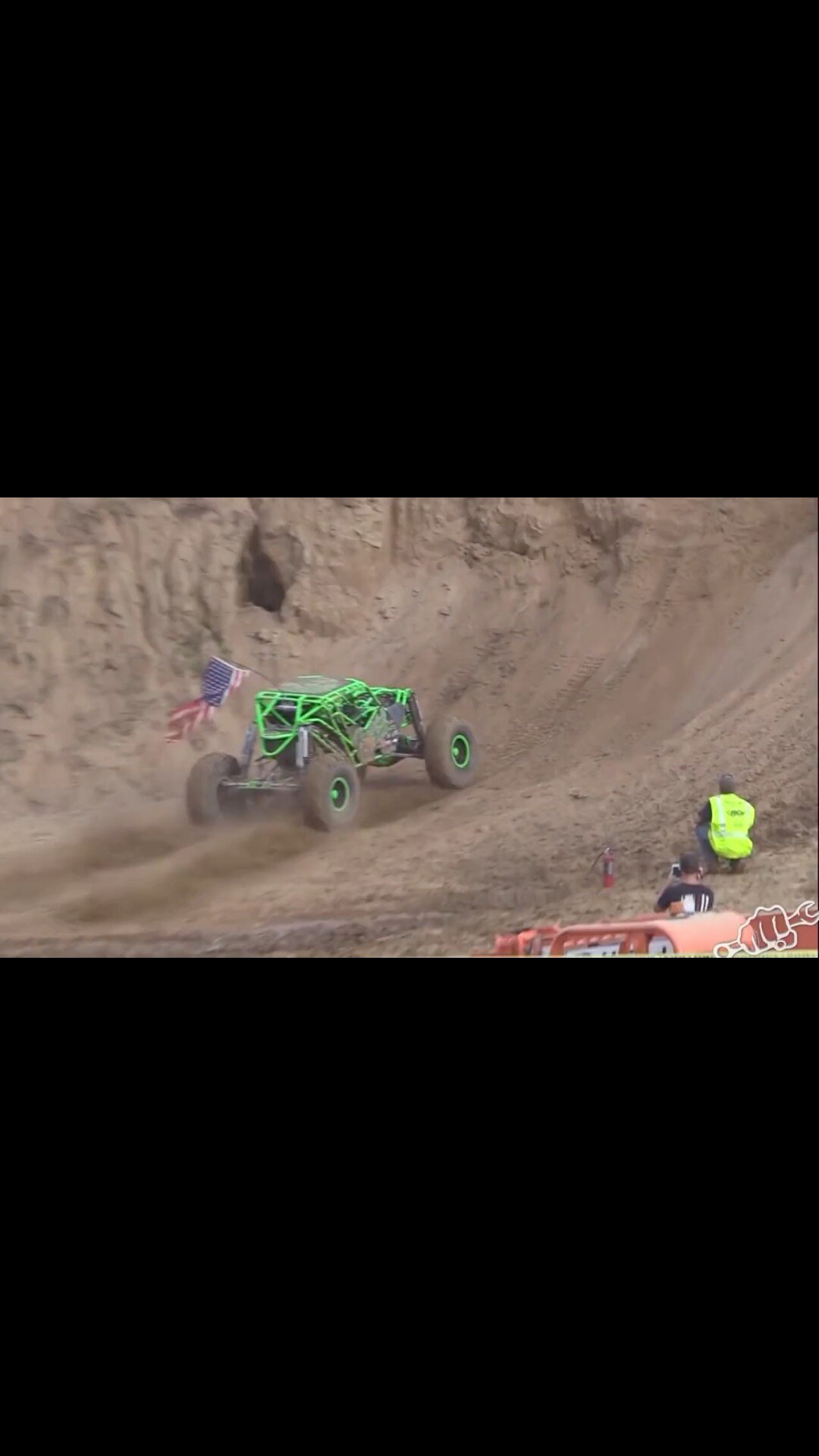 Nefertari on GETTR : crazy race