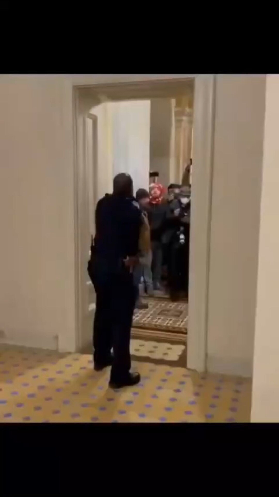 Binbin9937 on GETTR : Made for TV 🎬 #fedsurrection @Binbin9937 @JuXuan_Yun