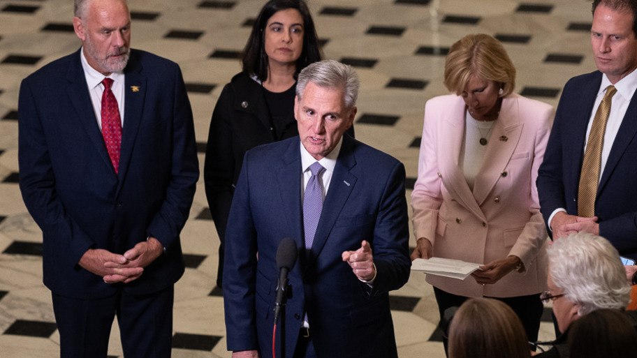 Speaker Kevin McCarthy on GETTR : Kevin McCarthy Joins Maria Bartiromo ...