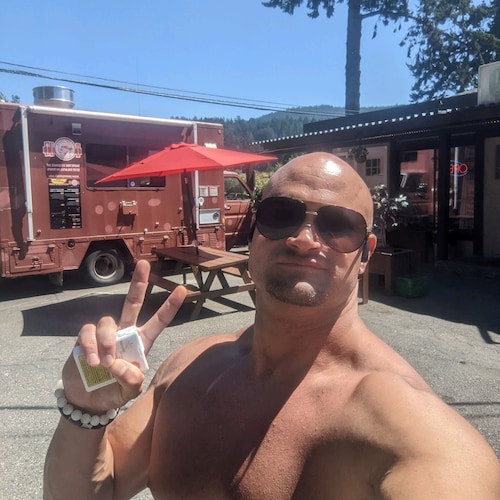 Jesse James Ireland on GETTR - Profile and Posts on GETTR