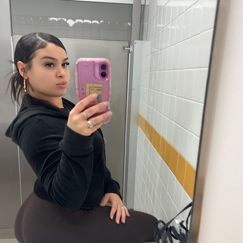 madalynda_rivera on GETTR