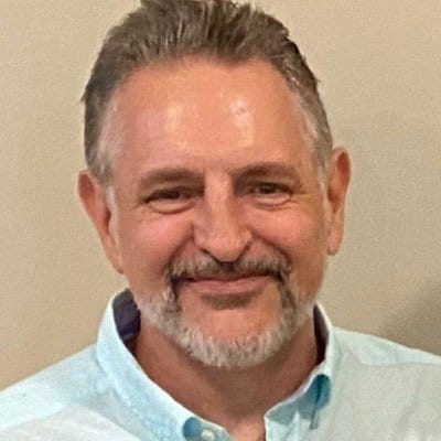 David Lester straight on GETTR