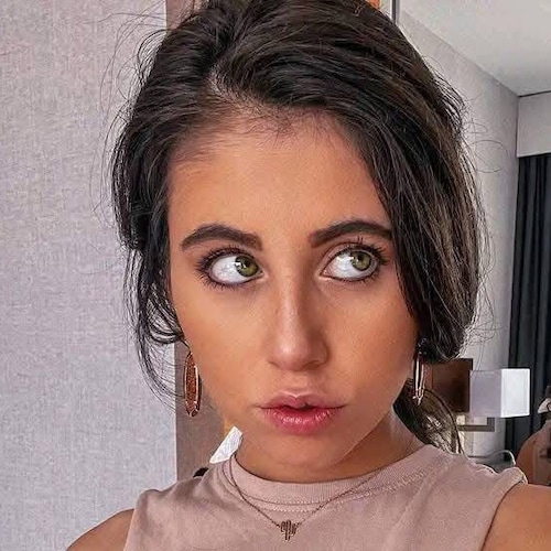 Violet summer on GETTR - Profile and Posts on GETTR