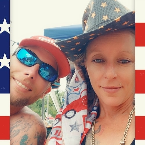 Ashley_DeyoungMidnight on GETTR