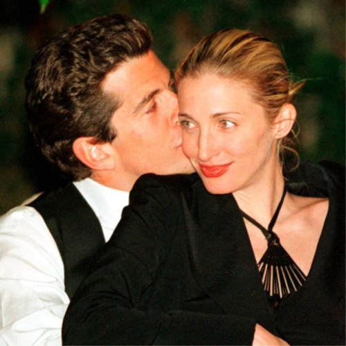 Carolyn Bessette-Kennedy on GETTR