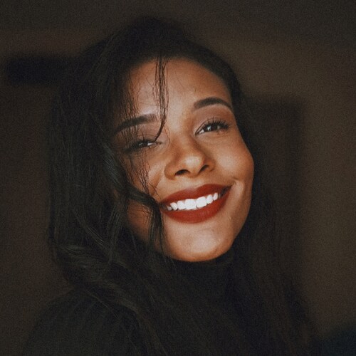 ELIZANA 🚬🐍🇧🇷 on GETTR - Profile and Posts on GETTR