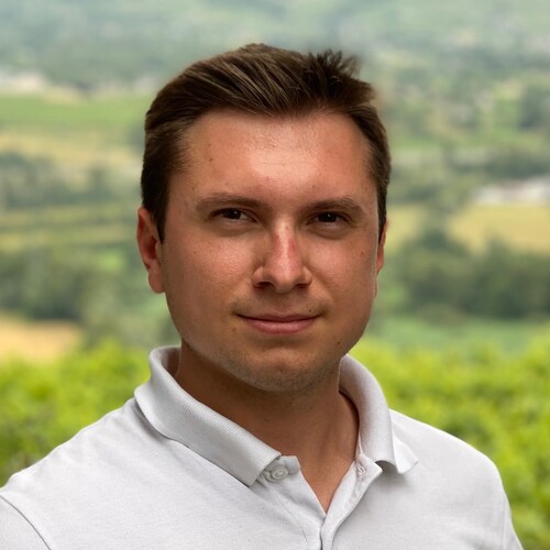 Emmanuel Bernard on GETTR - Profile and Posts on GETTR