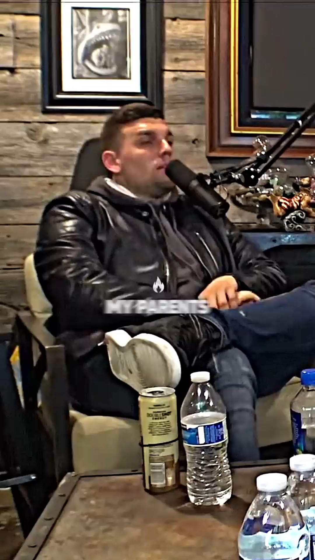 $uv0j¥0t¥ Mit₹a 🕉️ on GETTR: Story of Chris's dad.