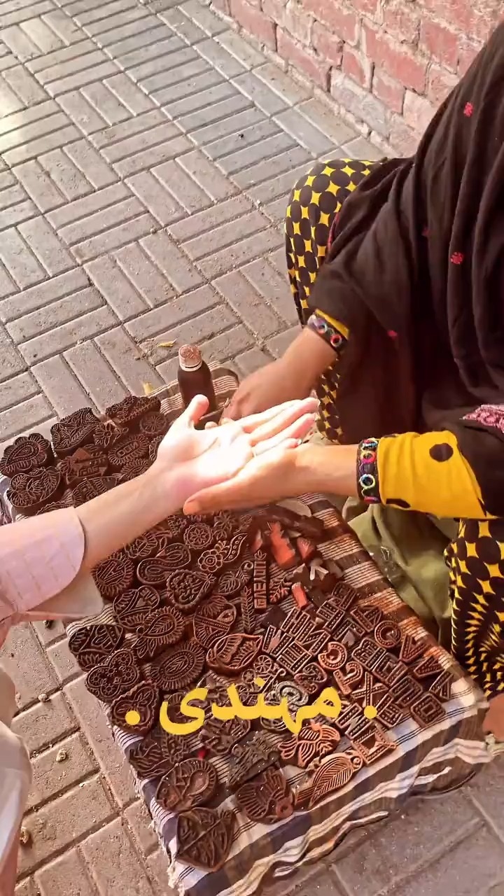 Art Designer on GETTR: Stamp mehendi is a popular type of design in ...