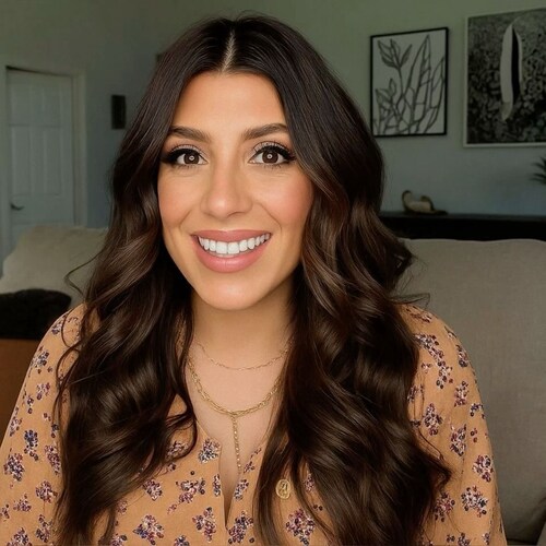 Danielle Lambert on GETTR - Profile and Posts on GETTR