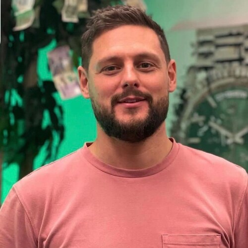 Daniel knight on GETTR