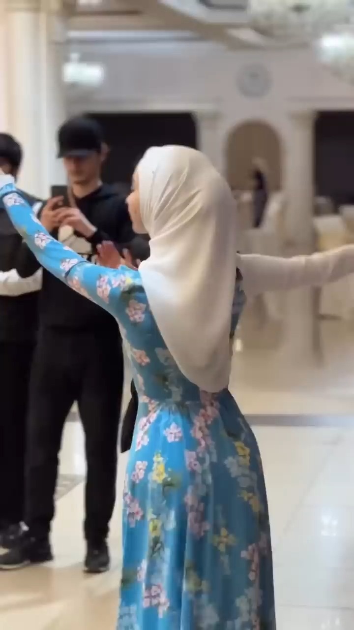 Elena Vasquez on GETTR: LOOK💕😍Traditional Chechen Dance! @Ella_Phant ...