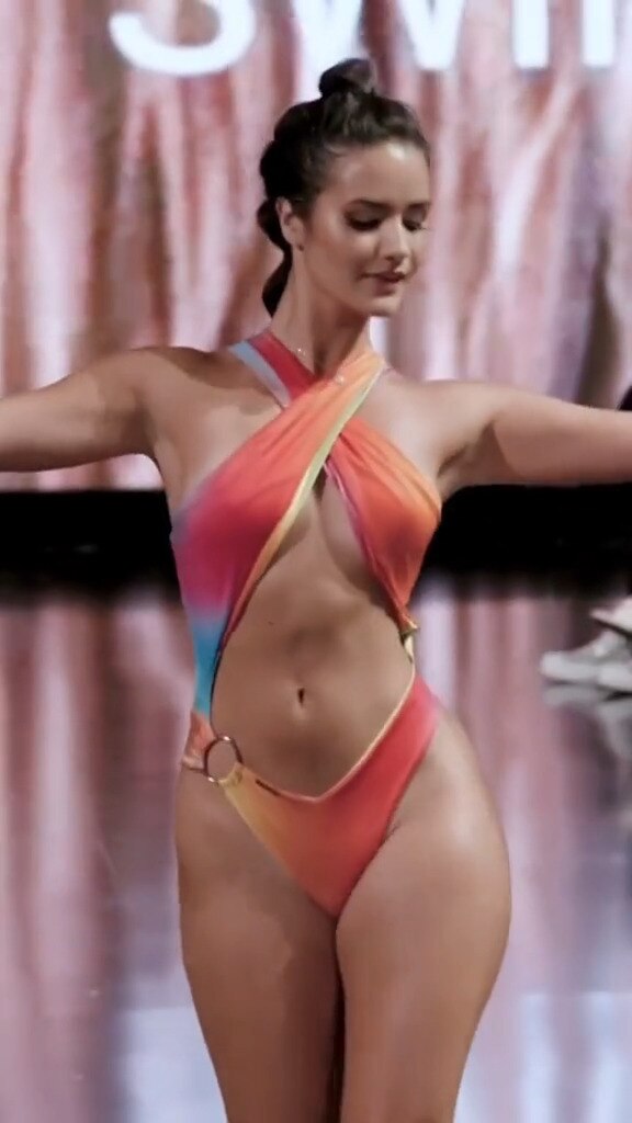 Max Girl on GETTR : #girl