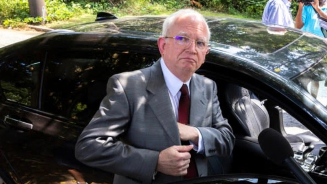 WarRoom — Home of ultraMAGA on GETTR : LIVE: John Eastman Trial ...