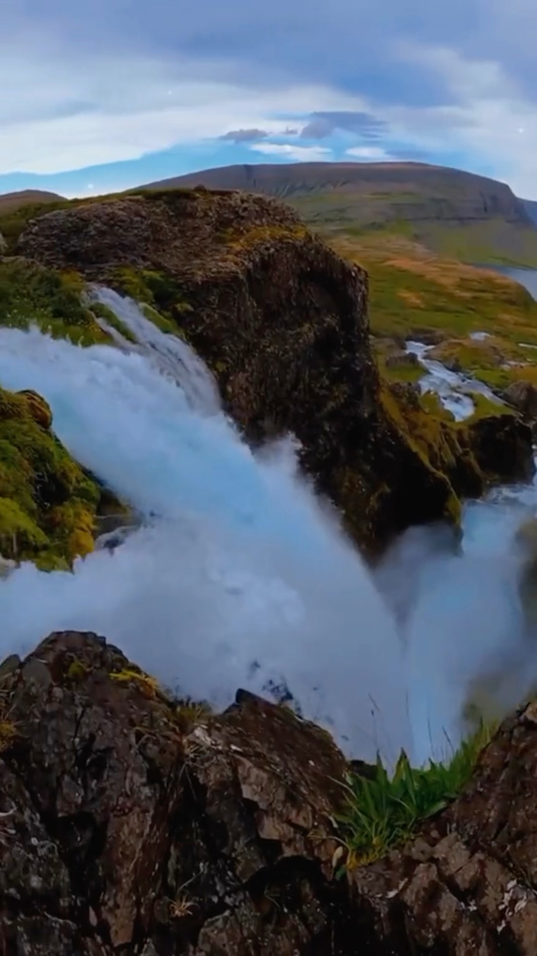 Jack Lee on GETTR : water scenery