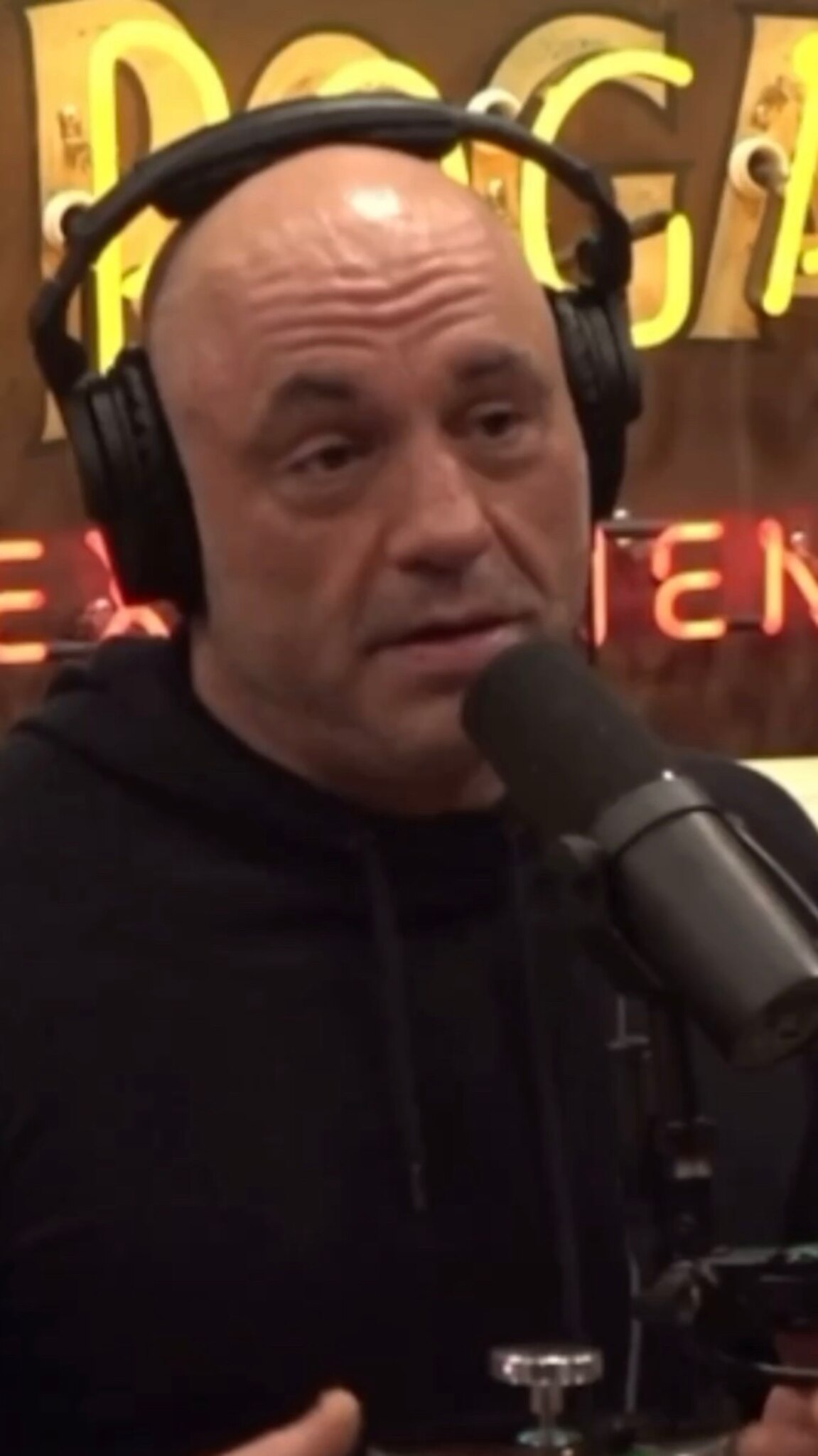 M1Bobby on GETTR : How Does Joe Rogan Educate His Kids About Drugs? 💊 # ...