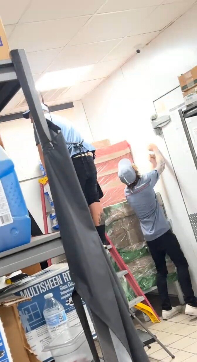 🍀Pinfo on GETTR : Percussive maintenance fixes broken light