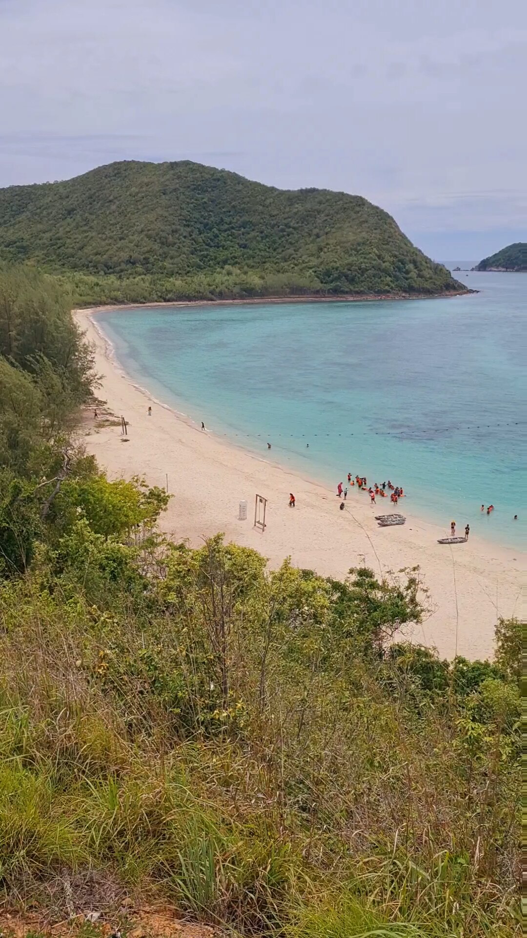 Randy on GETTR : Sa Mae San, Sattahip #Thailand