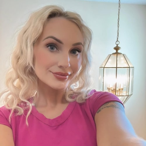 Tomeshia on GETTR - Profile and Posts on GETTR