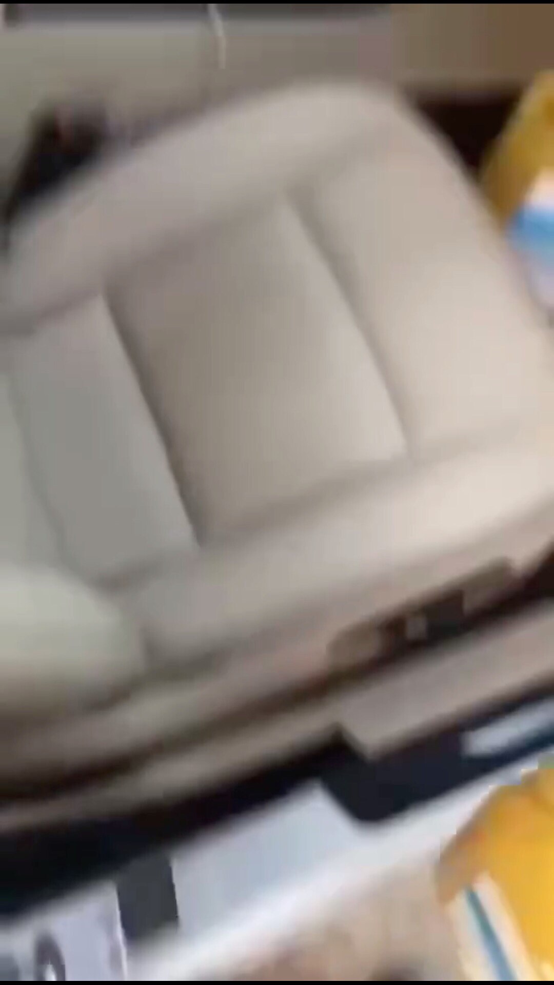 雪松（互粉必回 Follow back ） on GETTR : 发生了什么？