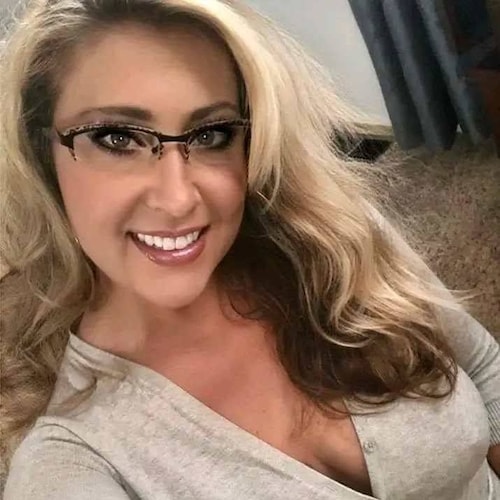 jennifer_2896 on GETTR - Profile and Posts on GETTR