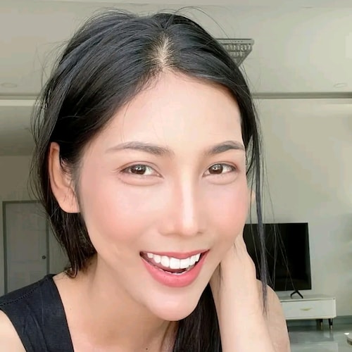 kimeunjung on GETTR - Profile and Posts on GETTR