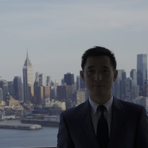 青藤01 on GETTR - Profile and Posts on GETTR